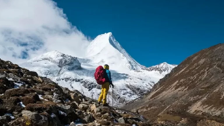 12 Most Beautiful Hiking Trails in China You Must Explore - Panda Traveller